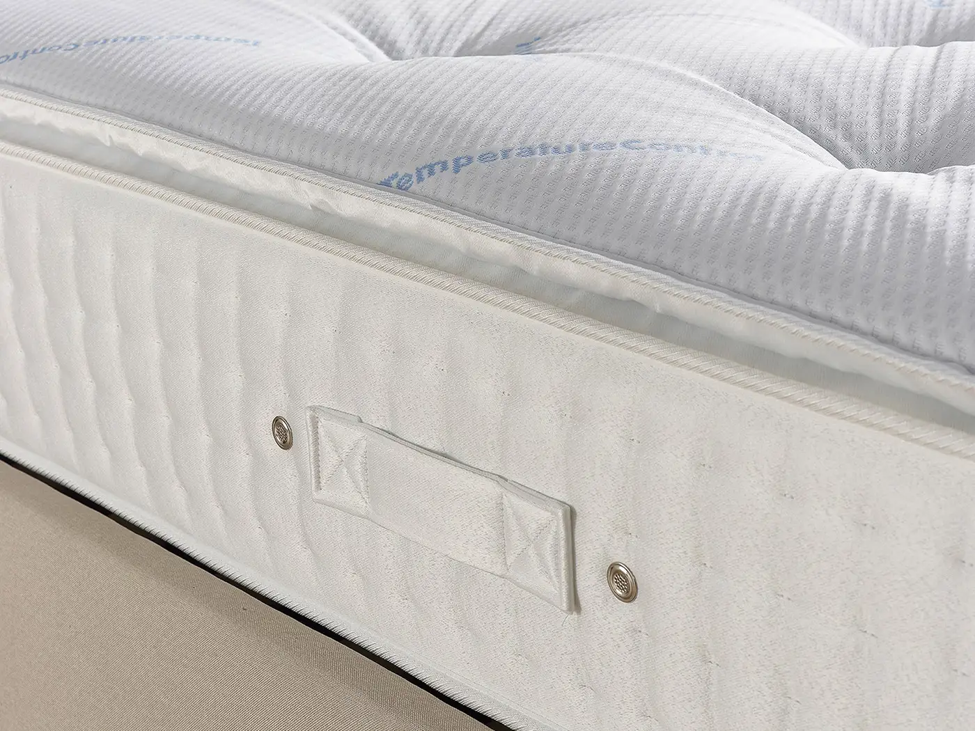 Beauty Sleep Is Real: The Best Bed Set Ups For Skin & Hair